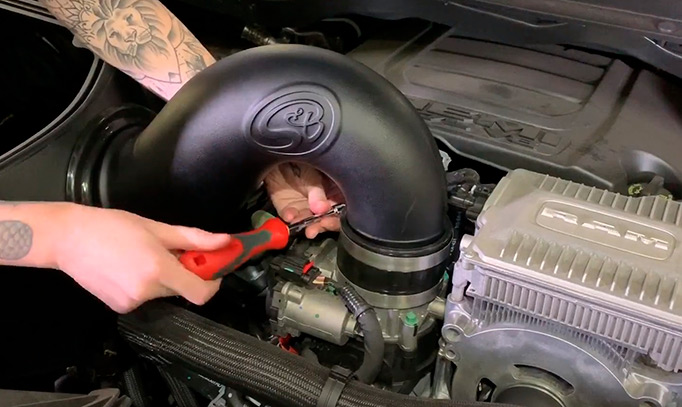 How to Install a Cold Air Intake on a Dodge Ram